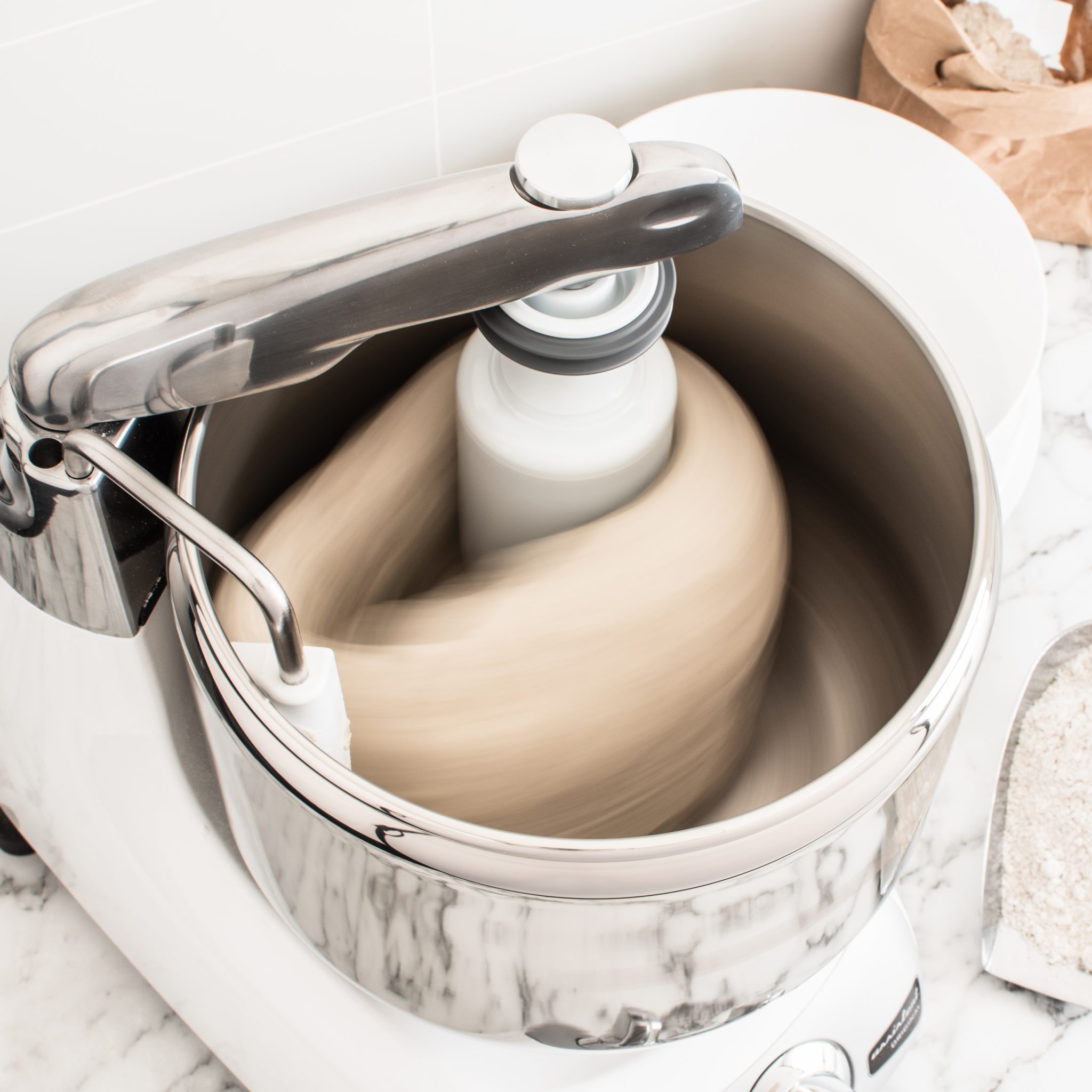 Quick Guide - Kneading dough - Ankarsrum United States