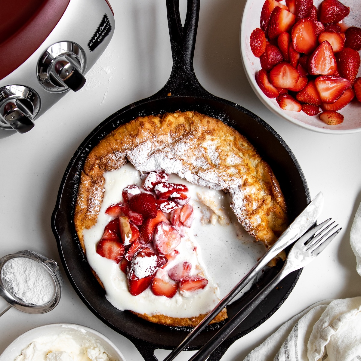 Dutch Baby with Strawberries and Cream - Ankarsrum US
